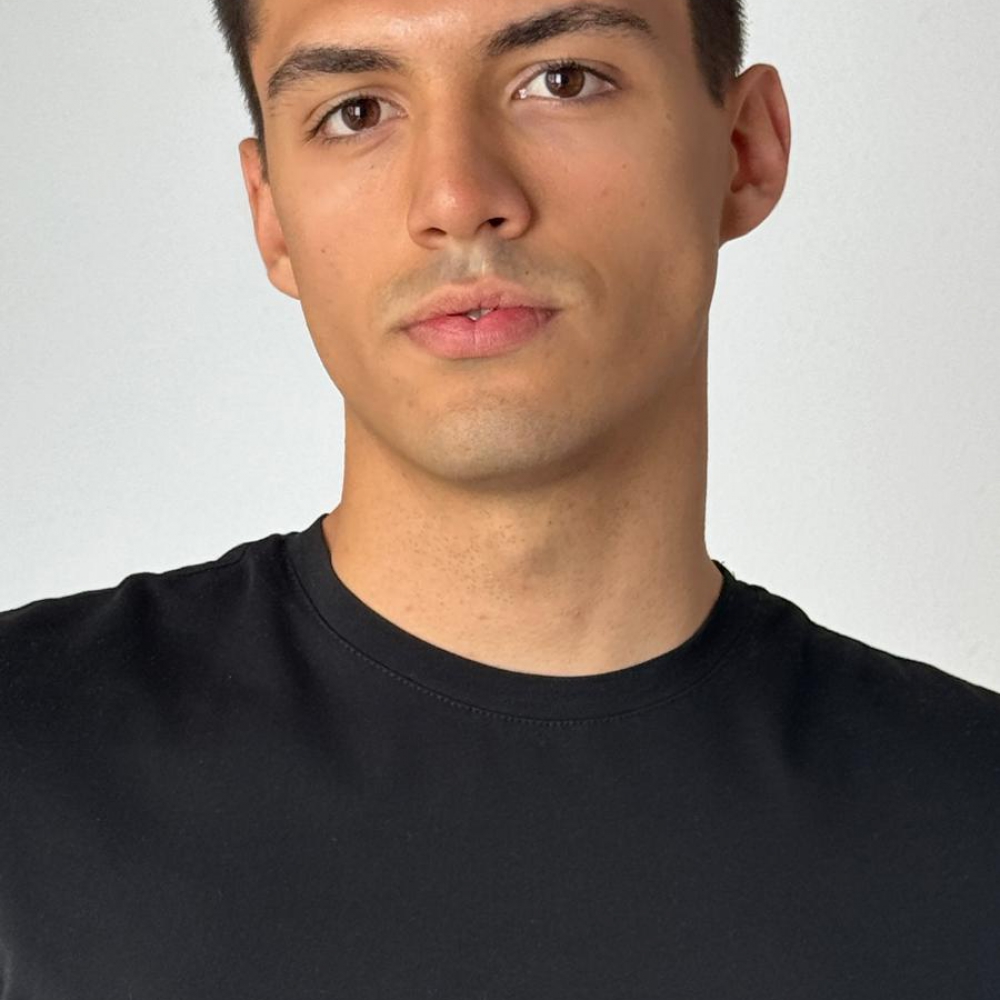 ALEJANDRO FERRE | Monroe Models