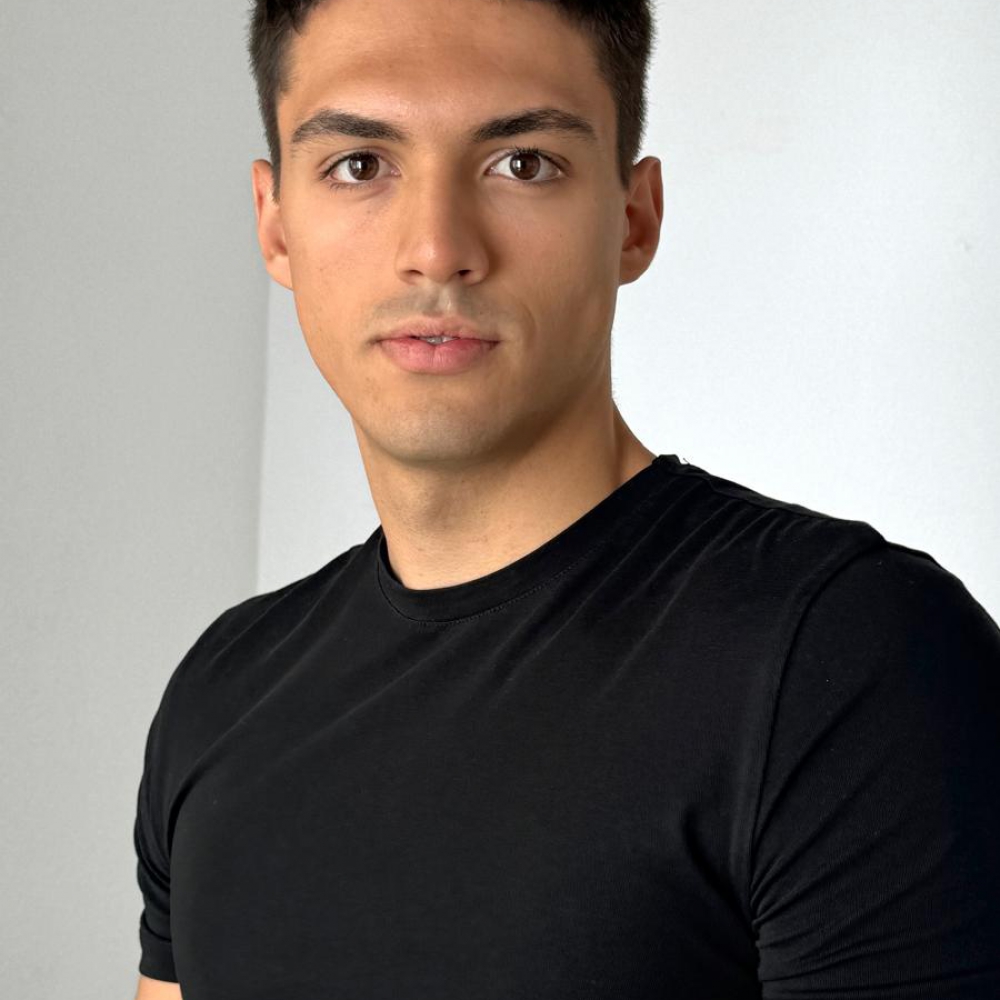 ALEJANDRO FERRE | Monroe Models